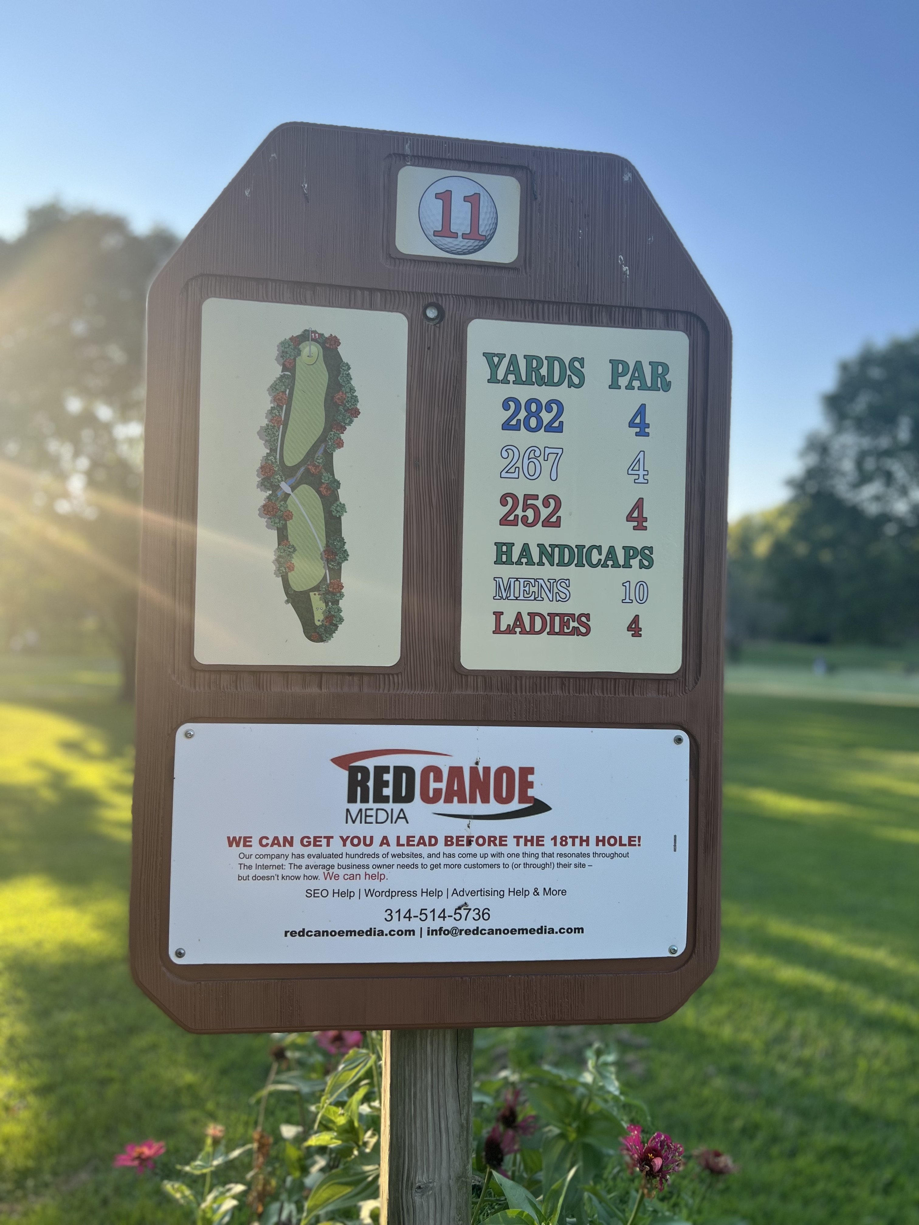 18 hole golf course details - Riverside Golf Club
